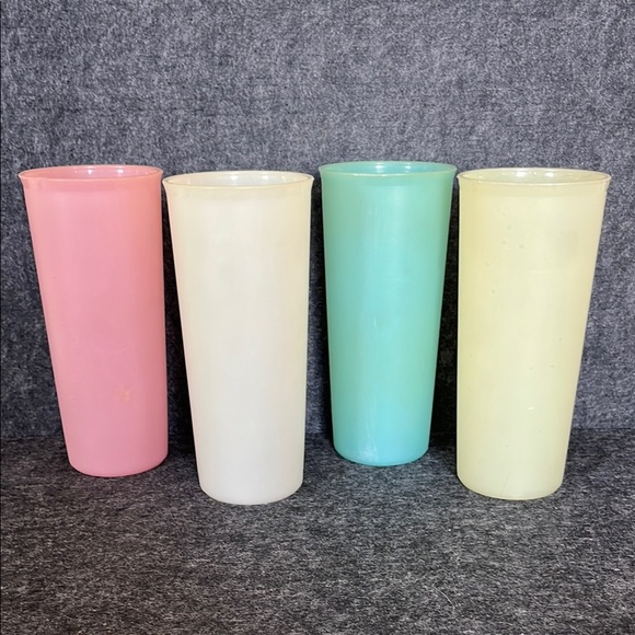Tupperware | Dining | Vintage Tupperware Set Of Four 6 Oz Pastel ...